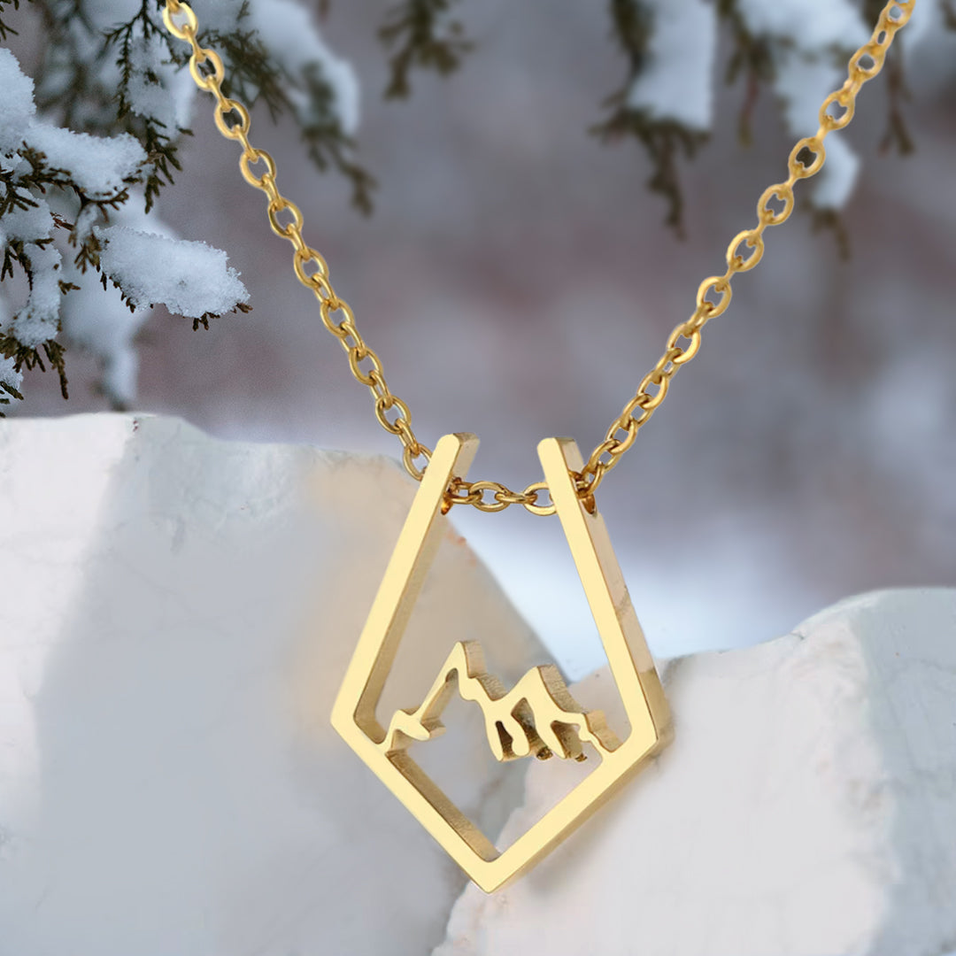 Mountain Lover Necklace – Aspen Jewelry